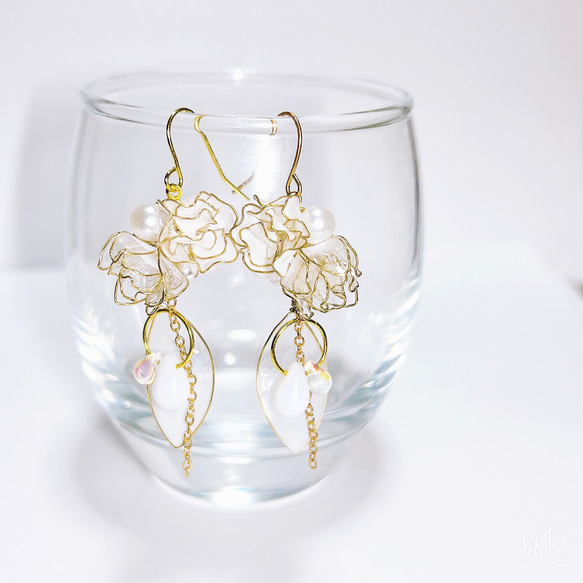 白雪 ピアス / イヤリング ピアス（フック・チェーン） clochette 通販｜Creema(クリーマ) 12696460