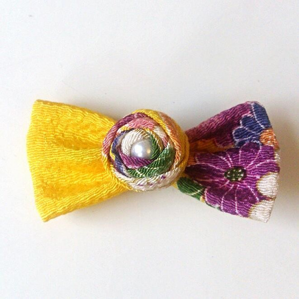 玉ばらのリボンヘアクリップ ヘアクリップ・バナナクリップ yoshika 通販 1343455｜Creema(クリーマ)