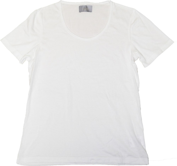 肌に優しく、型崩れしにくいコットン100%カットソー(ホワイト/L) カットソー ハリーウッド 通販 2283202｜Creema(クリーマ)