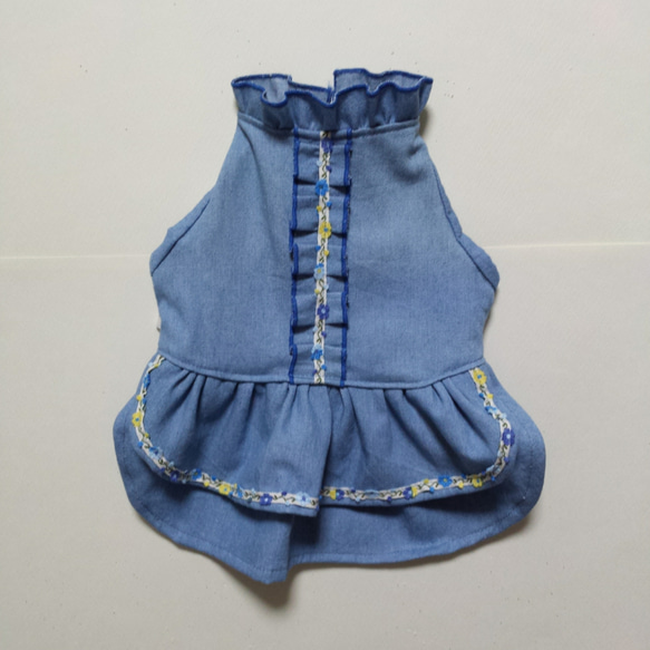 ﾃﾞﾆﾑｶﾗｰﾜﾝﾋﾟ（ﾌﾗﾜｰ）【SS】 ペット服・アクセサリー TESORO MIO 通販 1854885｜Creema(クリーマ)