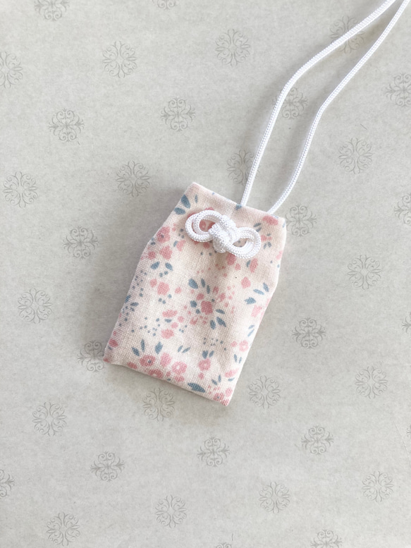 お守り袋 ミニサイズ デコレクションズ♡ふんわり裏地付き 送料無料 その他素材 ふわりwith 通販 12135026｜Creema(クリーマ)