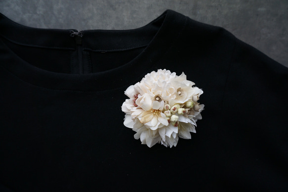 round corsage no.1 コサージュ pongeek 通販｜Creema(クリーマ)