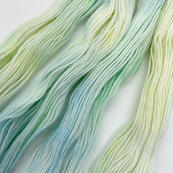 手染め糸ソックヤーン50g 「ソーダとラムネ」 毛糸 NATUME LAB 通販 11561732｜Creema(クリーマ)
