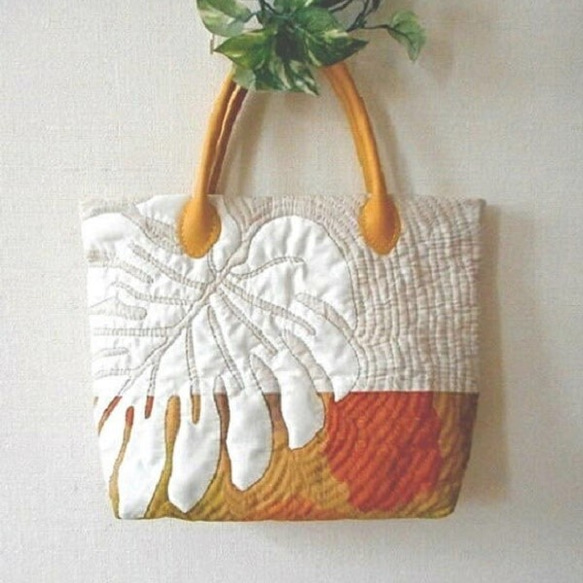 『お出かけハンドメイド2018』モンステラのキルトバック（和布） トートバッグ 布遊び 通販｜Creema(クリーマ) 4370106