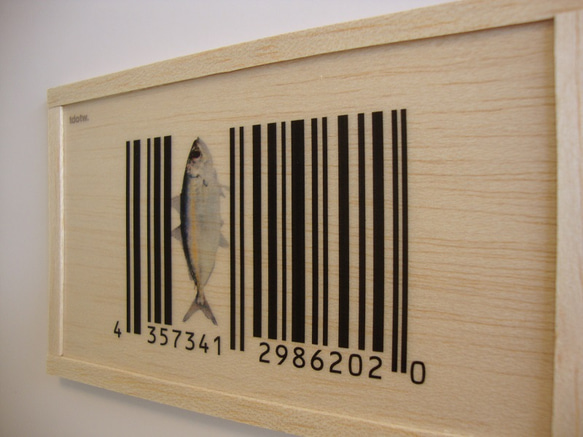Fish barcode ウォールステッカー・ウォールデコ pictgraph 通販 429771｜Creema(クリーマ)
