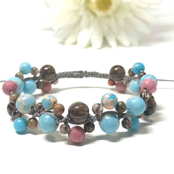 編みブレスレット カノン ブレスレット ちょこ 通販 12334567｜Creema(クリーマ)