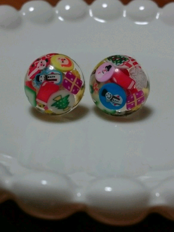 ☆Christmasいっぱい詰めこんだピアス☆ ピアス（スタッド・一粒） unoko 通販 1424343｜Creema(クリーマ)