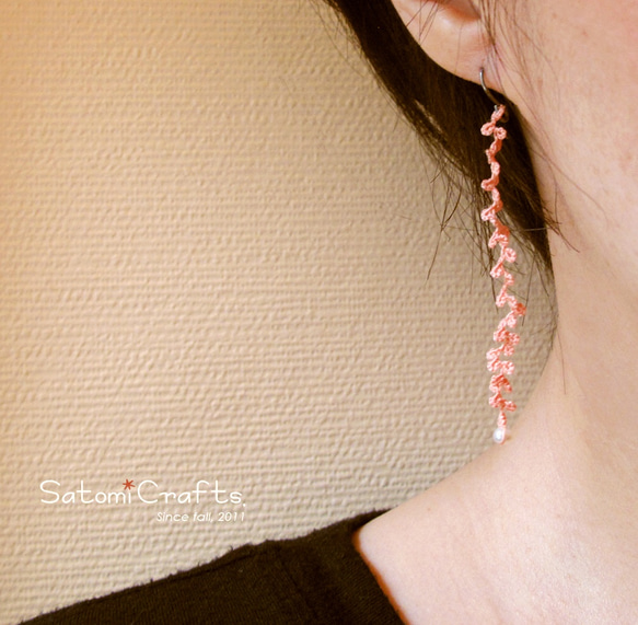 《受注製作》Pierces, Tatting Continuity (sakura) ピアス（フック・チェーン） SatomiCrafts ...