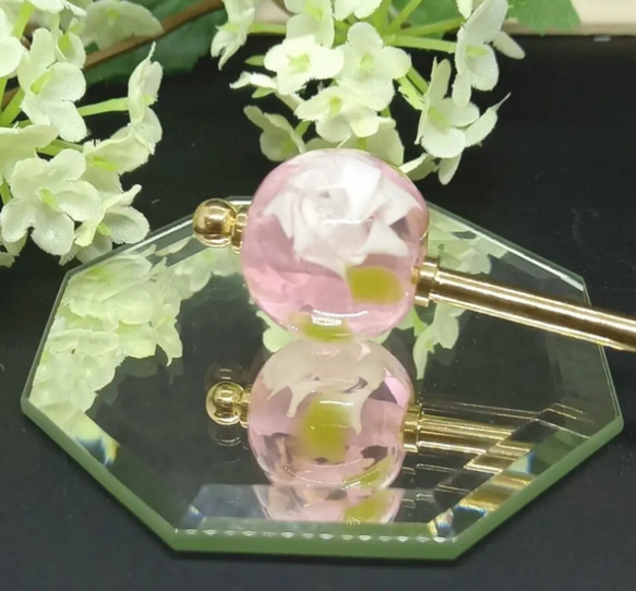 [K-54] 白薔薇の水中花とんぼ玉・かんざし～ロイヤルピンク～ かんざし rurikobo 通販 12146314｜Creema(クリーマ)