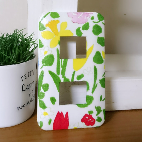 ベアトリーチェ柄2口タイプ スイッチカバー・コンセントカバー みなママ 通販｜Creema(クリーマ) 4954904