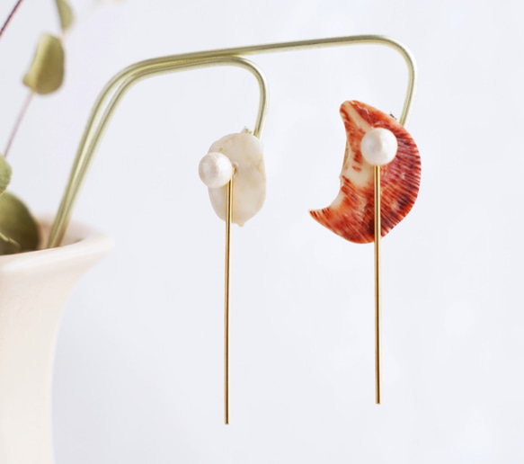 K16GP*貝殻とコットンパールの三日月イヤリング*一点もの*S-16 イヤリング・ノンホールピアス ayamiotsuru 通販 ...