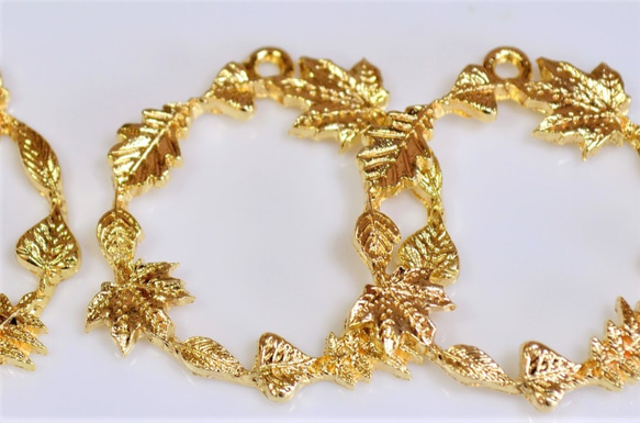 リーフチャーム 5個セット ハンドメイド素材 チャーム Crisys 通販 12708573｜Creema(クリーマ)