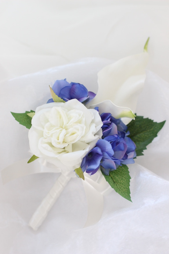 《送料無料》 爽やかなブルーのクラッチブーケ ブーケ ル・ソレイユ 通販｜Creema(クリーマ) 3964847