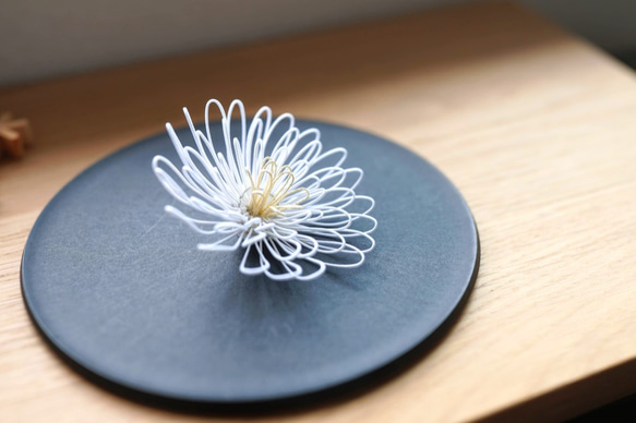 菊ー水引で楽しむ秋の花ー その他インテリア雑貨 mizuhiki.karigane 通販 12527741｜Creema(クリーマ)