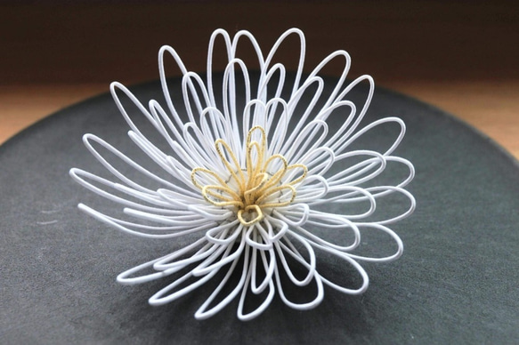 菊ー水引で楽しむ秋の花ー その他インテリア雑貨 mizuhiki.karigane 通販 12527741｜Creema(クリーマ)