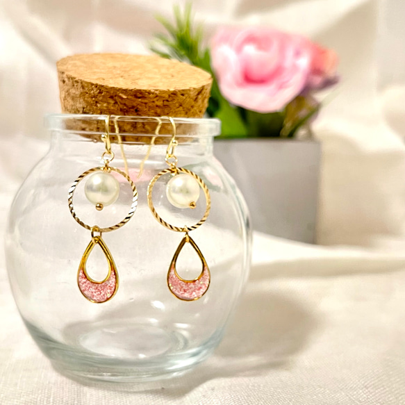 レジン×パール×しずく×ホロ《No.001》 ピアス（フック・チェーン） Clabijoux 通販 12682902｜Creema(クリーマ)