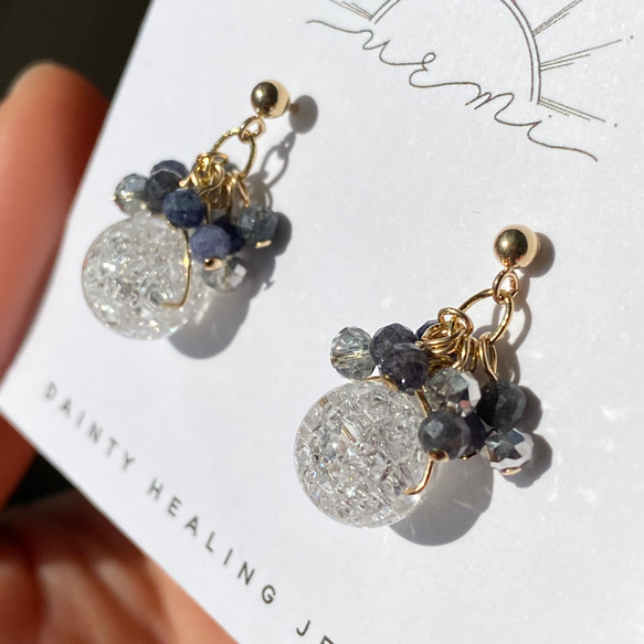 【14kgf】ゆらゆらサファイアピアス ピアス（スタッド・一粒） U & Mi 通販 12754438｜Creema(クリーマ)