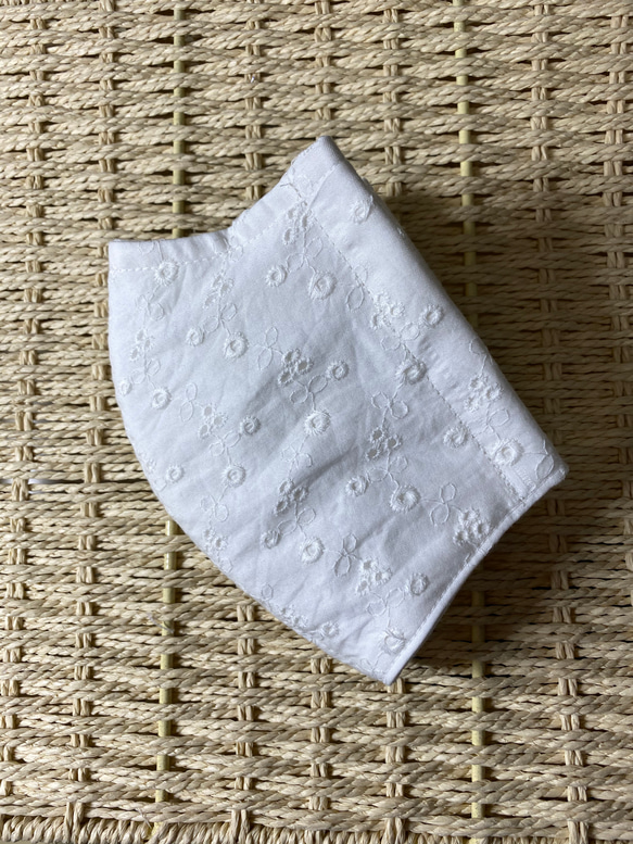 白レース地のマスク(大) その他ファッション雑貨 たまゆら 通販 9025221｜Creema(クリーマ)