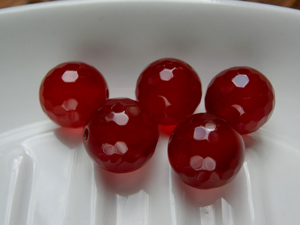 赤瑪瑙14mm 128F 2P 天然石 BEADS MARKET 通販 3591017｜Creema(クリーマ)