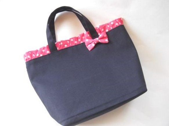 フリルバック 紺×ピンク白ドット トートバッグ dolce 通販｜Creema(クリーマ)