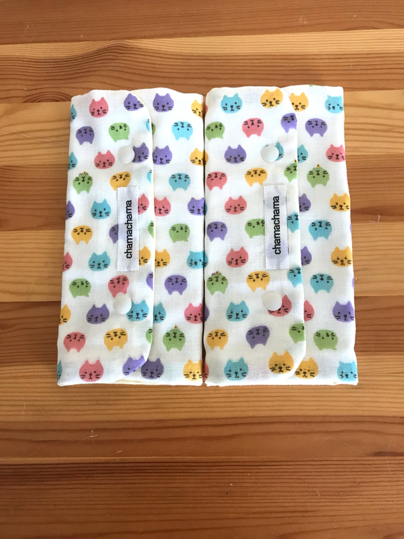 両面ダブルガーゼ にゃんこ（ホワイト）抱っこひも肩ベルトカバー スリング・抱っこひも neconeconeconeco 通販｜Creema ...