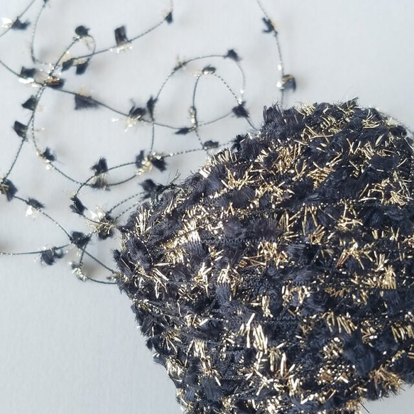 B337「ラメフラッグヤーン(ブラック)」素材糸 引き揃え糸 糸・ミシン糸 Lola patti 通販 12698553｜Creema(クリーマ)