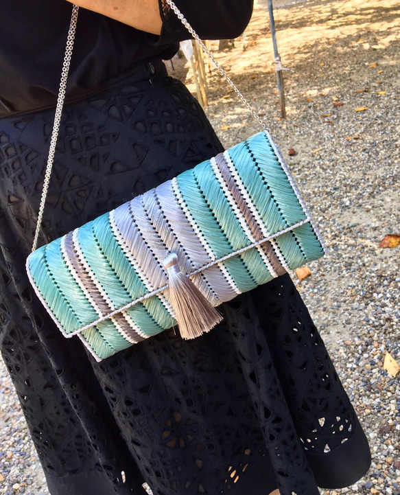 サックスグリーン ポシェット エコアンダリヤクラッチバッグ二次会結婚式 ポシェット necome 通販 2246817｜Creema(クリーマ)