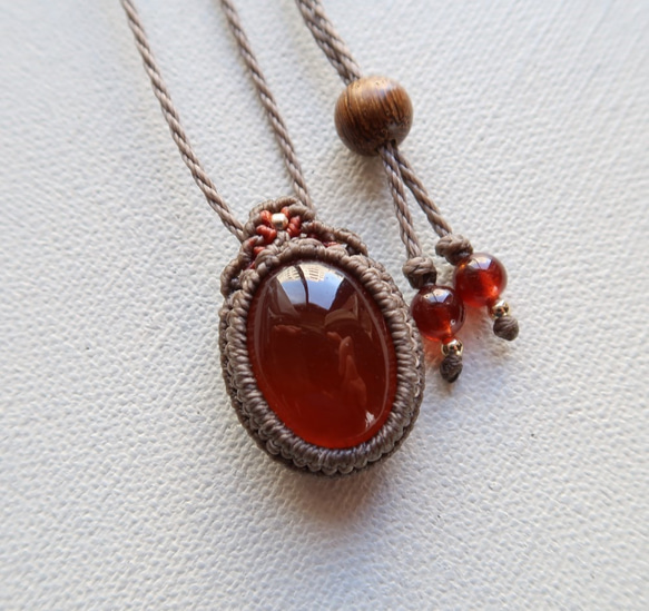 『Creema限定』♡ヘソナイトガーネット・マクラメペンダントovor ♡気まぐれプチセール ネックレス・ペンダント LOTUS 通販 ...