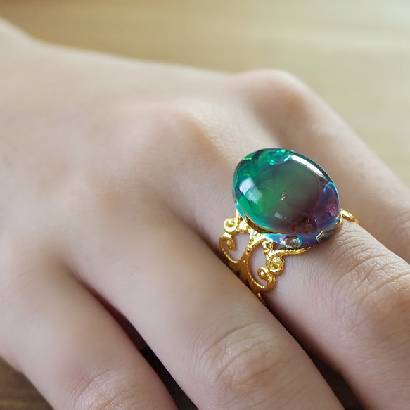 ブドウのような 宝石レジン 秋の実り色 リング/指輪 フリーサイズ 選べる3色の台座 軽い 痛くない お揃い 指輪・リング こひまり 通販 ...