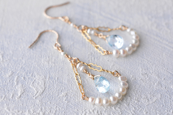 14kgf天然石「スカイブルートパーズの華奢シャンデリア」ピアス、イヤリング ピアス（フック・チェーン） POROFLOWERS 通販 ...