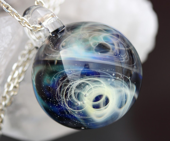 [銀河の接近]宇宙ネックレス-No177 ネックレス・ペンダント さとりガラス 通販｜Creema(クリーマ) 2057187