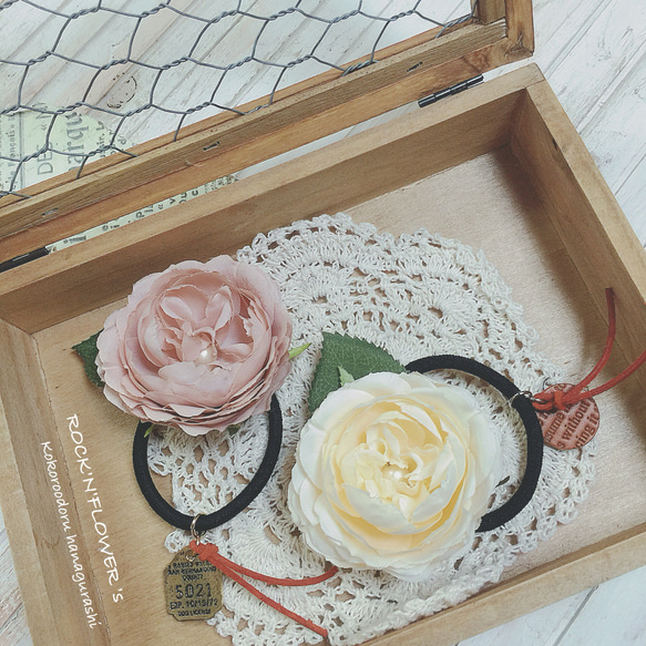 送料無料・natty rose ☺︎ ヘアゴム／ 普段使いに♪ ヘアゴム ROCK'N'FLOWER 通販 2623461｜Creema(クリーマ)