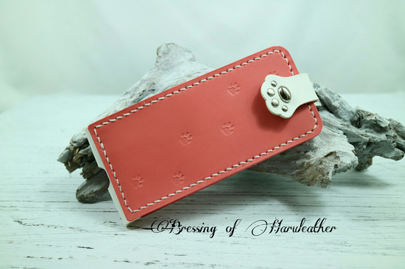 縦型☆指掛け付き☆カラーとデザインが選べるスマホケース iphone 名入れ android対応 肉球 ネコ 猫 iPhoneケース・カバー ...