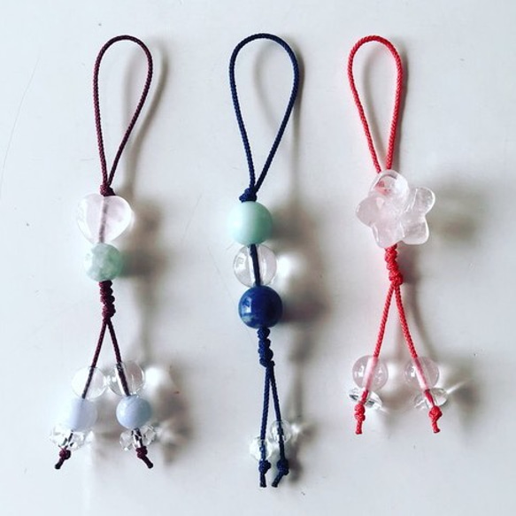 3個一緒に☆ストラップ☆天然石☆アジアンノット☆ 携帯ストラップ buresuworld 通販 5689722｜Creema(クリーマ)