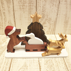 受注制作☆クリスマス☆ミニチュアダックスが遊ぶクリスマス飾り☆Christmas☆Xmas☆犬種・動物の変更可能！ その他置物 TAKA'Z ...