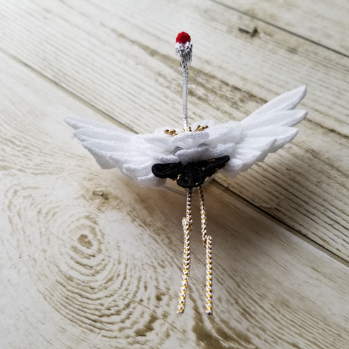 つまみ細工キット☆【自分で作る】花鶴の髪飾り☆てふてふ堂 つまみ細工キット☆【自分で作る】花鶴の髪飾り☆てふてふ堂