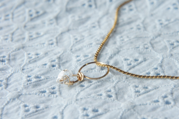 ゴールドサークルとハーキマーダイヤモンドのネックレス スネークチェーン サージカルステンレスゴールド Creema限定 ネックレス・ペンダント ...