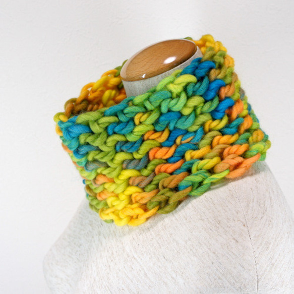 【細め・新色】ストレッチ編みの ビッグネックウォーマー ポップなイエローグリーン系 ネックウォーマー A-ne 通販｜Creema(クリーマ)