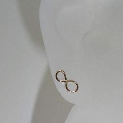 ”infinity”14kgf ピアス ピアス（スタッド・一粒） miku 通販｜Creema(クリーマ) 363795