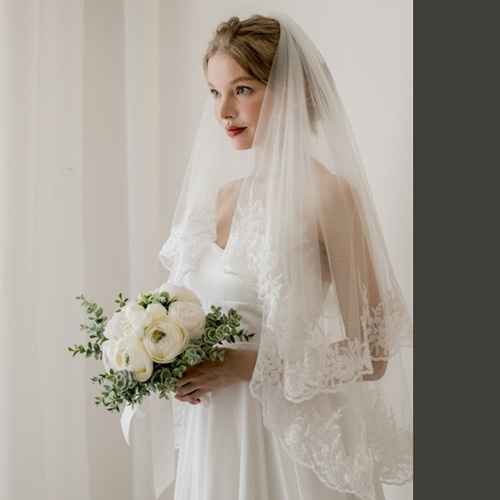 ボタニカルな刺繍がナチュラルな ウェディングベール1.5m veil ボタニカルな刺繍がナチュラルな ウェディングベール1.5m veil