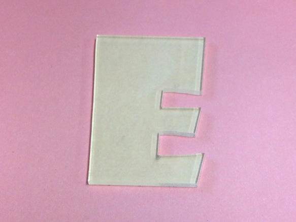 クリルデザインパーツ アルファベットE DIYパーツ gaga6122 通販 1685326｜Creema(クリーマ)