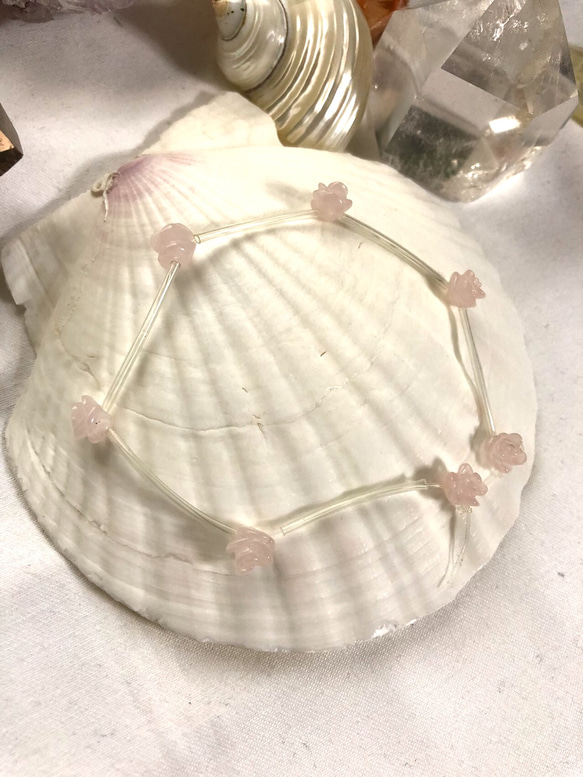 可憐 ローズクォーツのミニ薔薇 7輪セット 天然石 crystal rosa 通販 5302284｜Creema(クリーマ) ハンドメイド ...