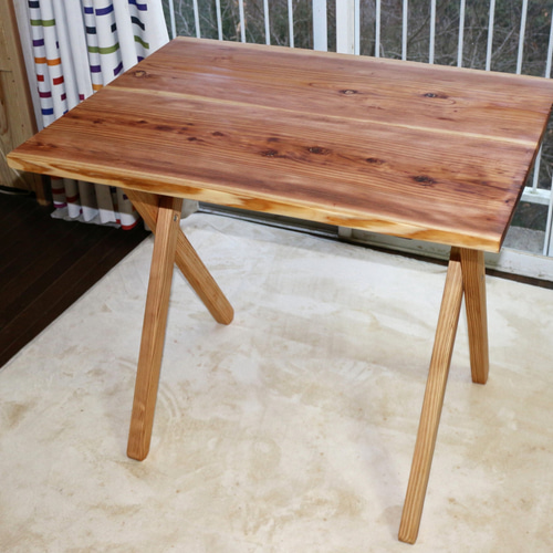 80cm✕59cm高さ70cm 杉無垢板のシンプルな折りたたみテーブル机 80cm✕59cm高さ70cm 杉無垢板のシンプルな折りたたみテーブル机