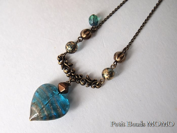 アクア×ゴールド～アンティークな雰囲気のベネチアンハート(アベンチュリン ・アクア )の香水瓶風～ネックレス ネックレス・ペンダント ...