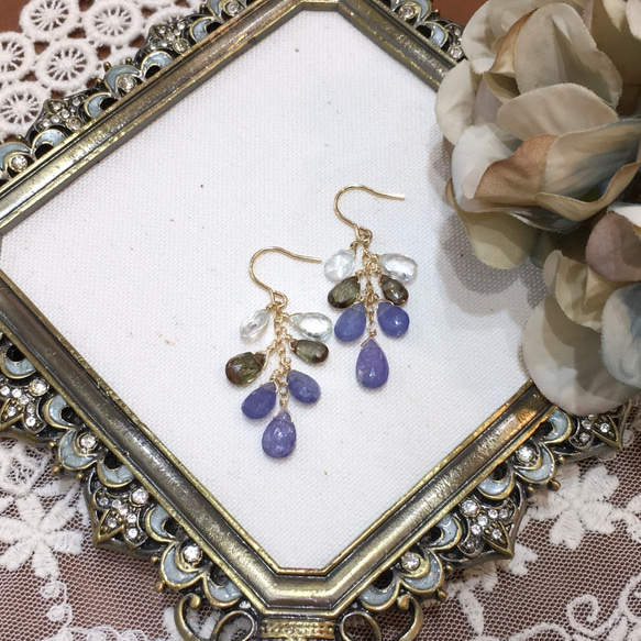 【12月の誕生石】タンザナイトのシャンデリアピアス(14kgf) ピアス（フック・チェーン） nOmka『ノムカ』 通販 5021204｜Creema(クリーマ)