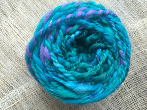 麻入りメリノウール手紡ぎ糸（青緑） 毛糸 atelier-nao 通販 1779870｜Creema(クリーマ)