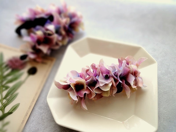 バレッタ 水彩画トーン 紫陽花 モーブ バレッタ Humming Bird 通販 2276283｜Creema(クリーマ)