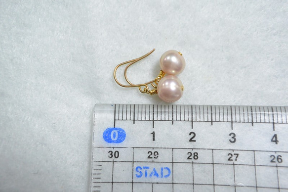 （1点もの・セール）ゴールドチタンピアス・アンティークピンクパール ピアス（フック・チェーン） febfac 通販 8771150 ...