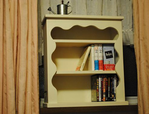 フリルのある飾り棚 棚・シェルフ・ラック otis 通販｜Creema(クリーマ)