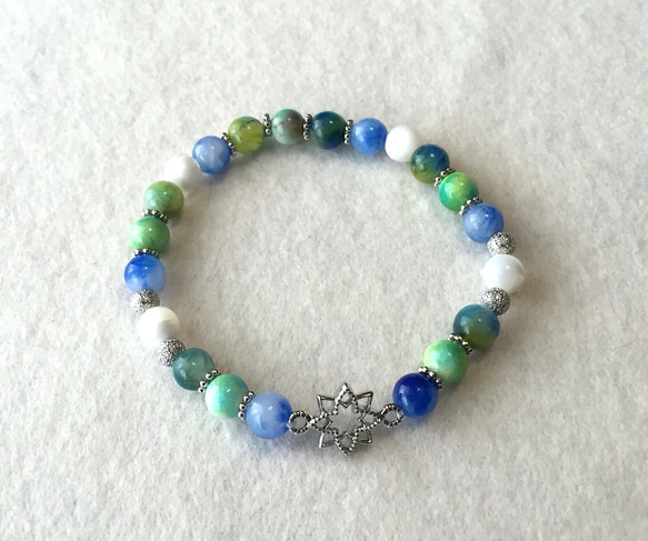 半貴石のリボンブレスレット グリーン系 ブレスレット Mutako 通販 2096500｜Creema(クリーマ)